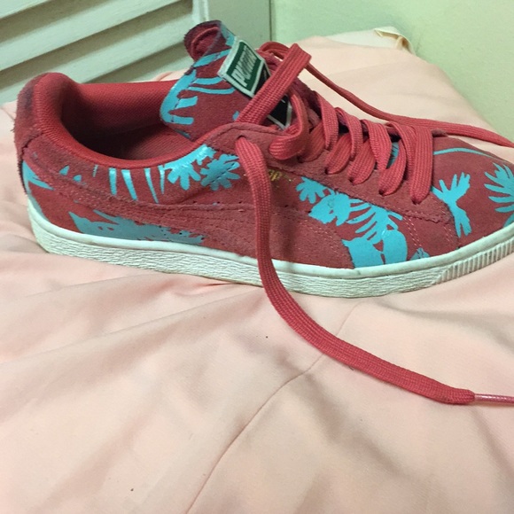 Puma | Shoes | Pretty Pink Pumas With Turquoise Designs | Poshmark